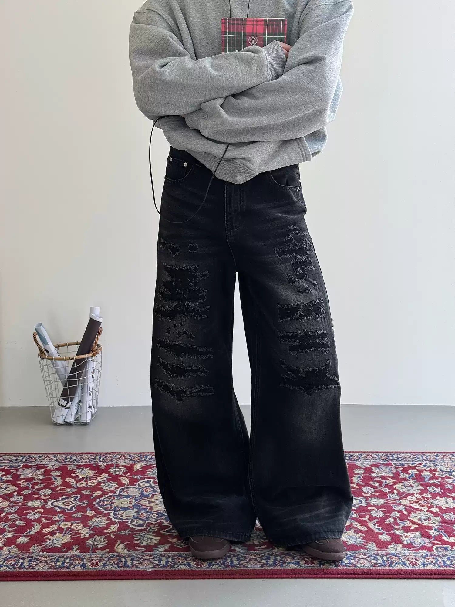 Nine Faded Ripped Detail Jeans